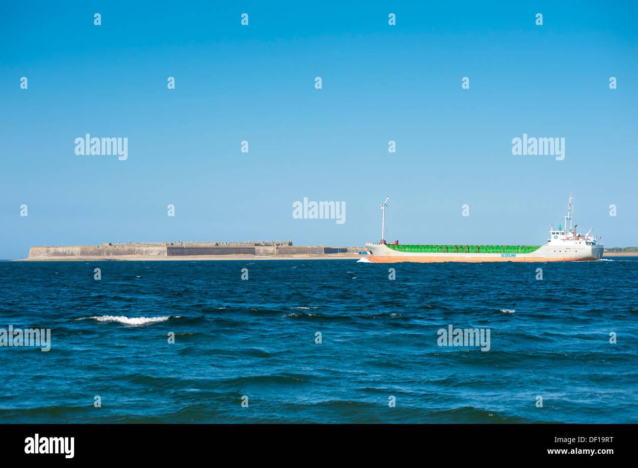 container ship at Fort George Stock Photo - Alamy