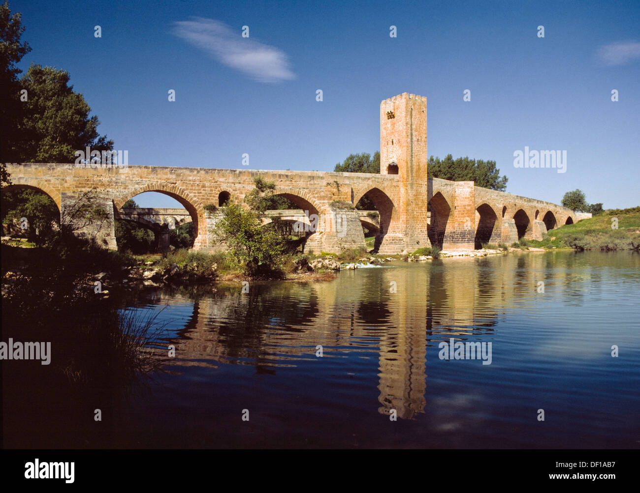 Roman architecture in middle ages hi-res stock photography and images ...