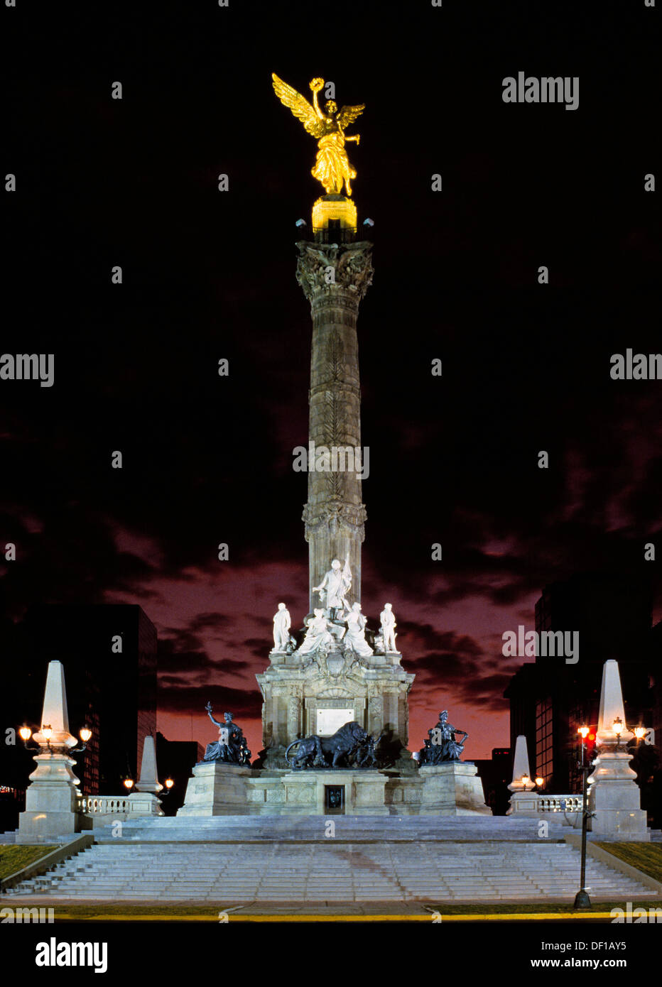 Monument Of Independence Roundabout Mexico City High Resolution Stock ...