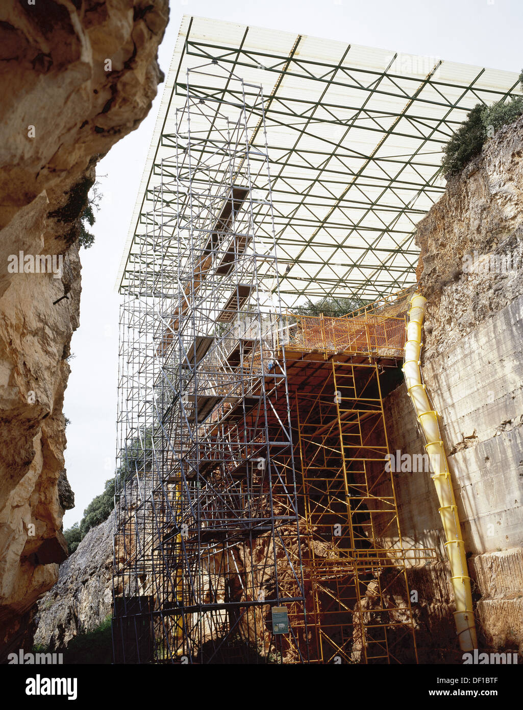 Atapuerca gran dolina hi-res stock photography and images - Alamy