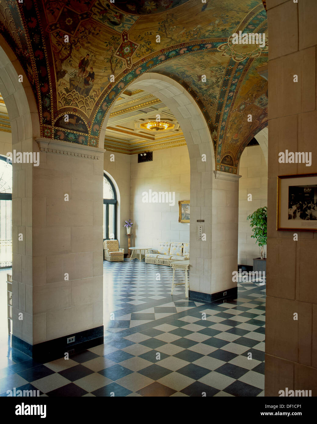 Marland mansion hi-res stock photography and images - Alamy