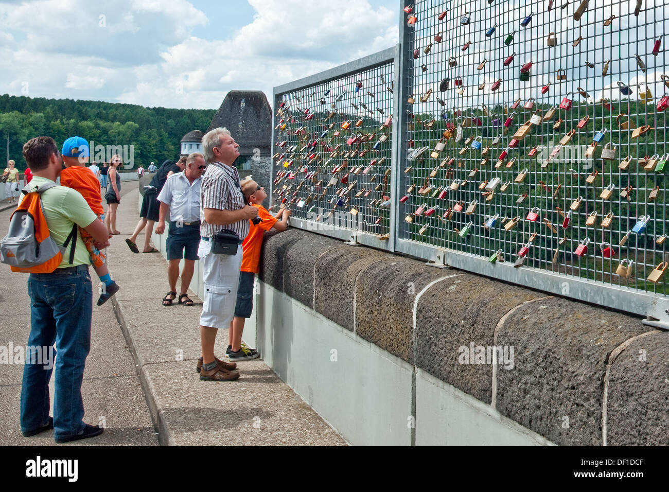 Pause study hi-res stock photography and images - Alamy
