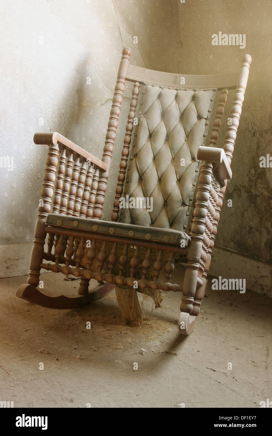 Rocking chair ghost hi-res stock photography and images - Alamy
