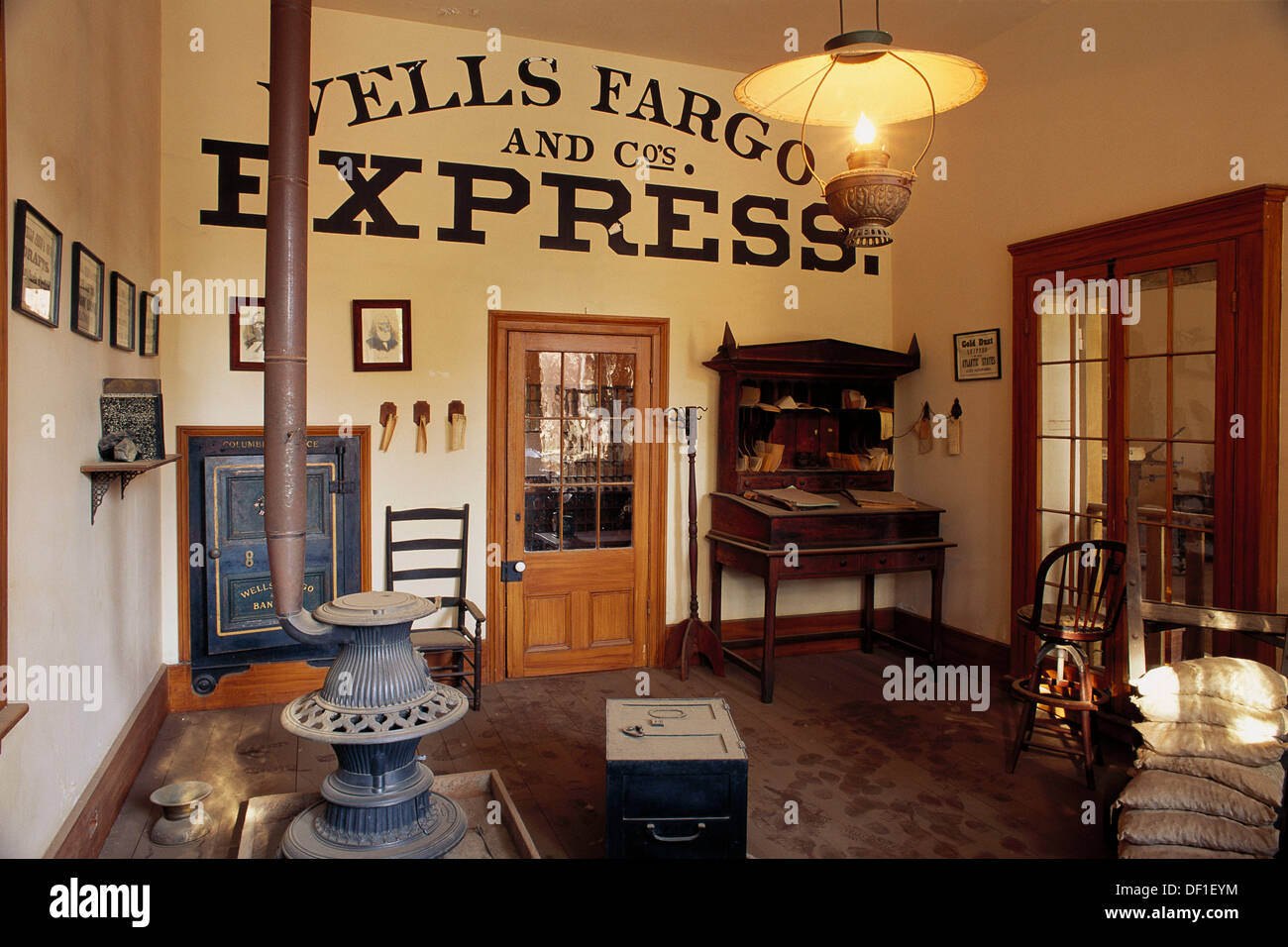 Wells fargo bank 1800s hi-res stock photography and images - Alamy