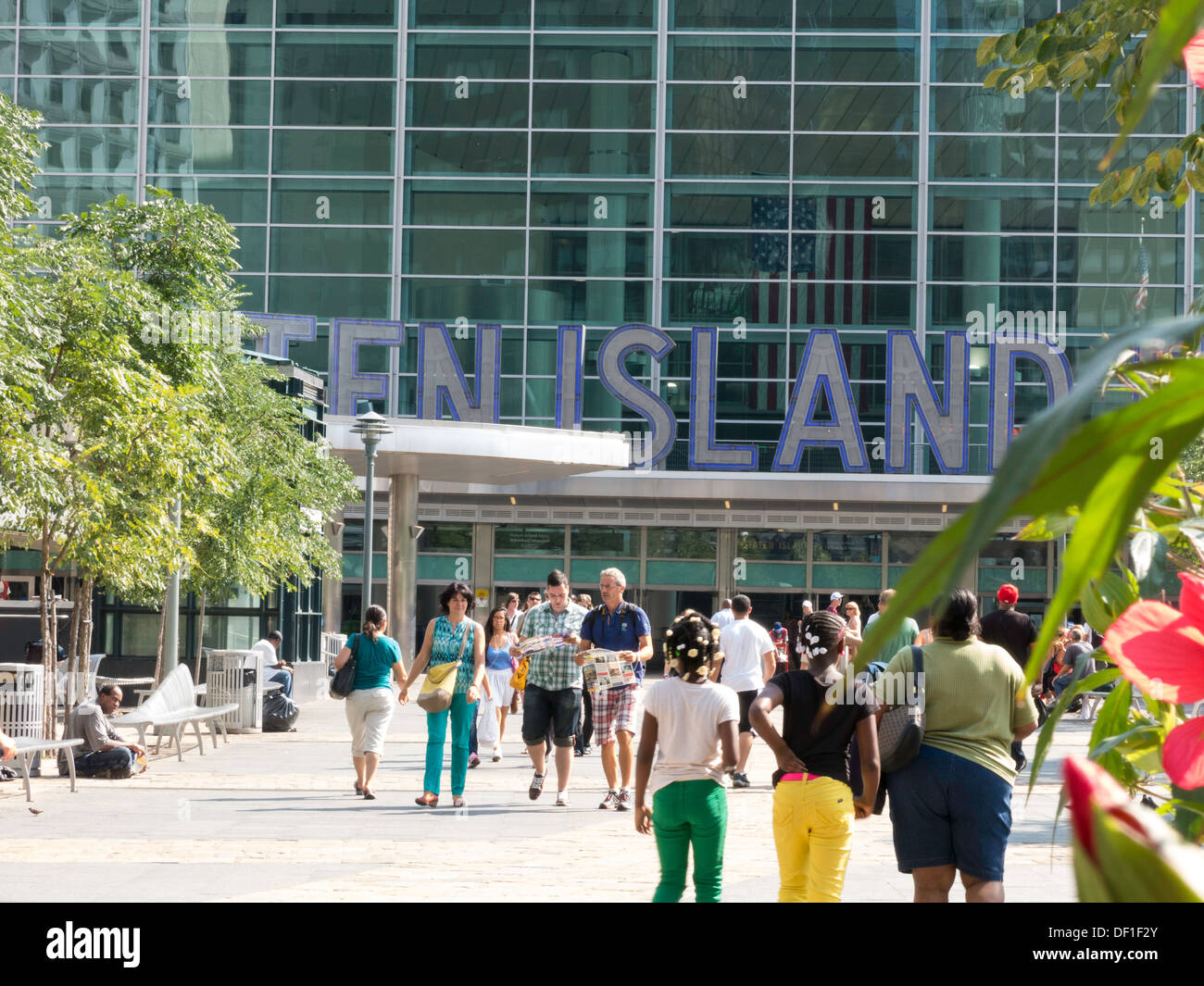 Terminal island hi-res stock photography and images - Alamy