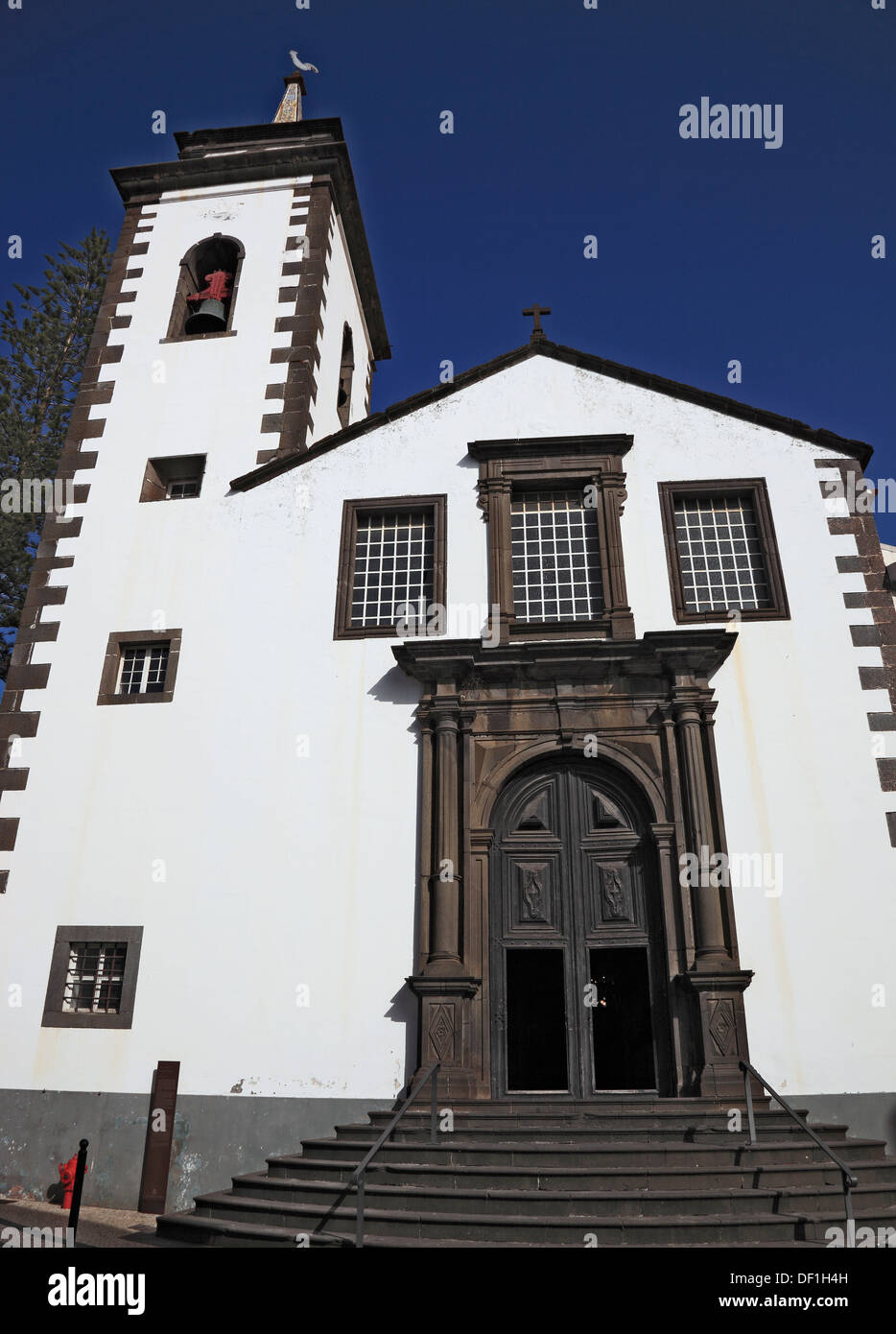 Madeira, Funchal, church, Ingreja de Sao Pedro Stock Photo - Alamy