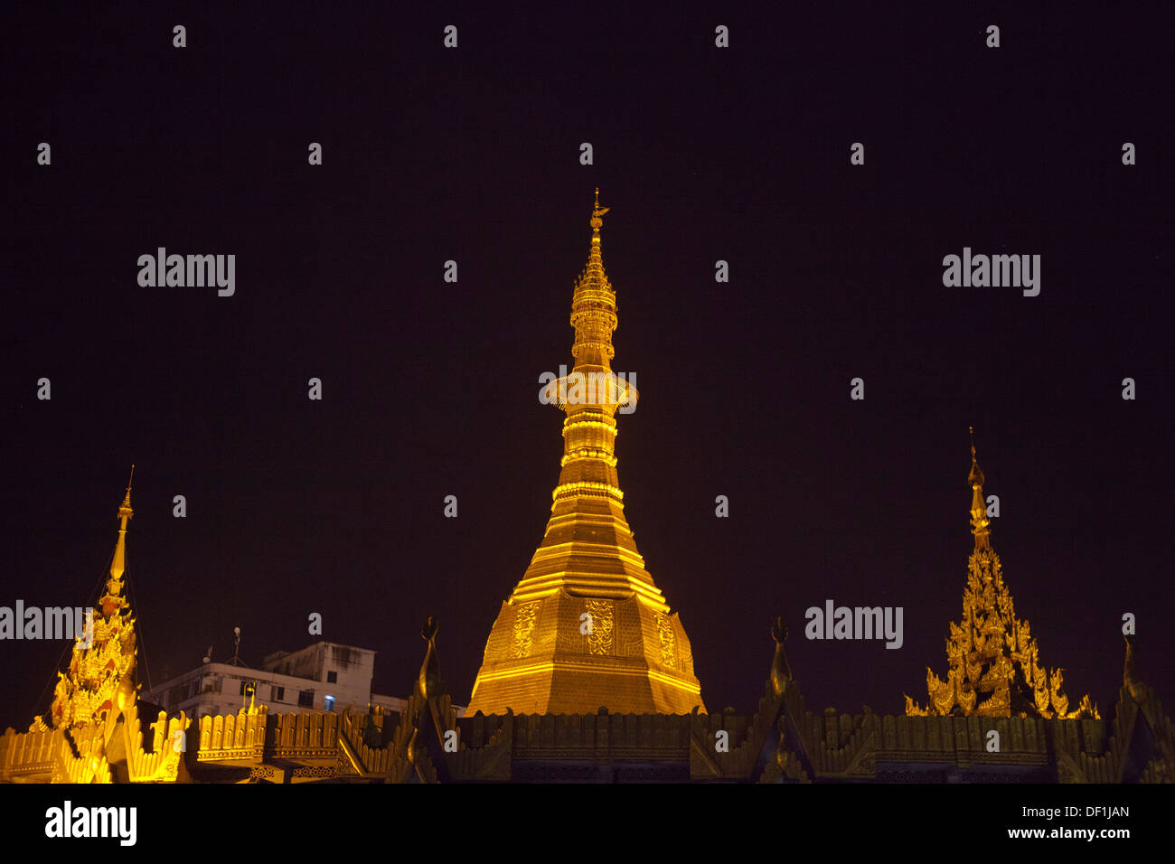 Sule paya hi-res stock photography and images - Alamy