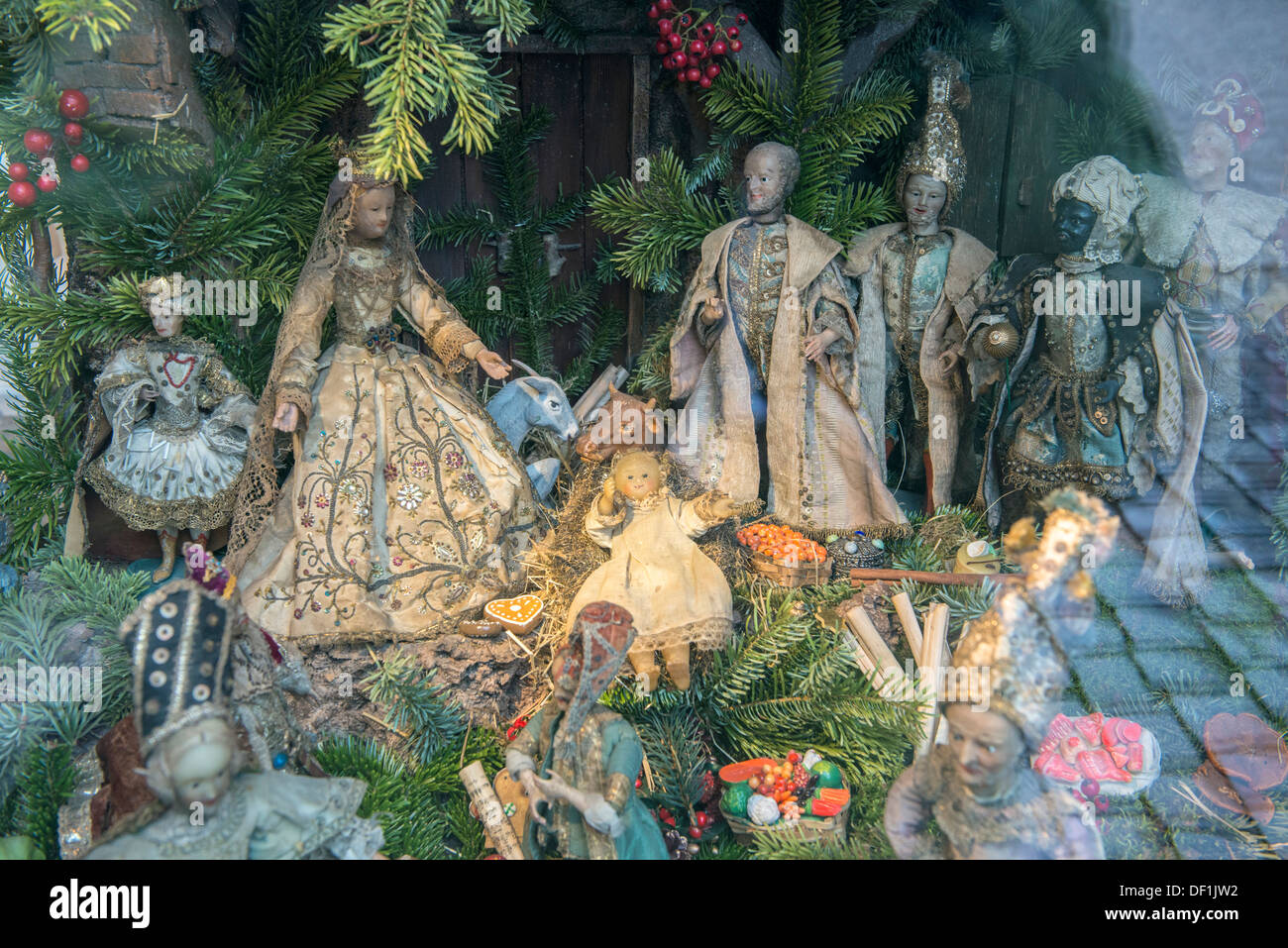 Nativity display, creche at Christmas Market, Bamberg, Germany Stock ...