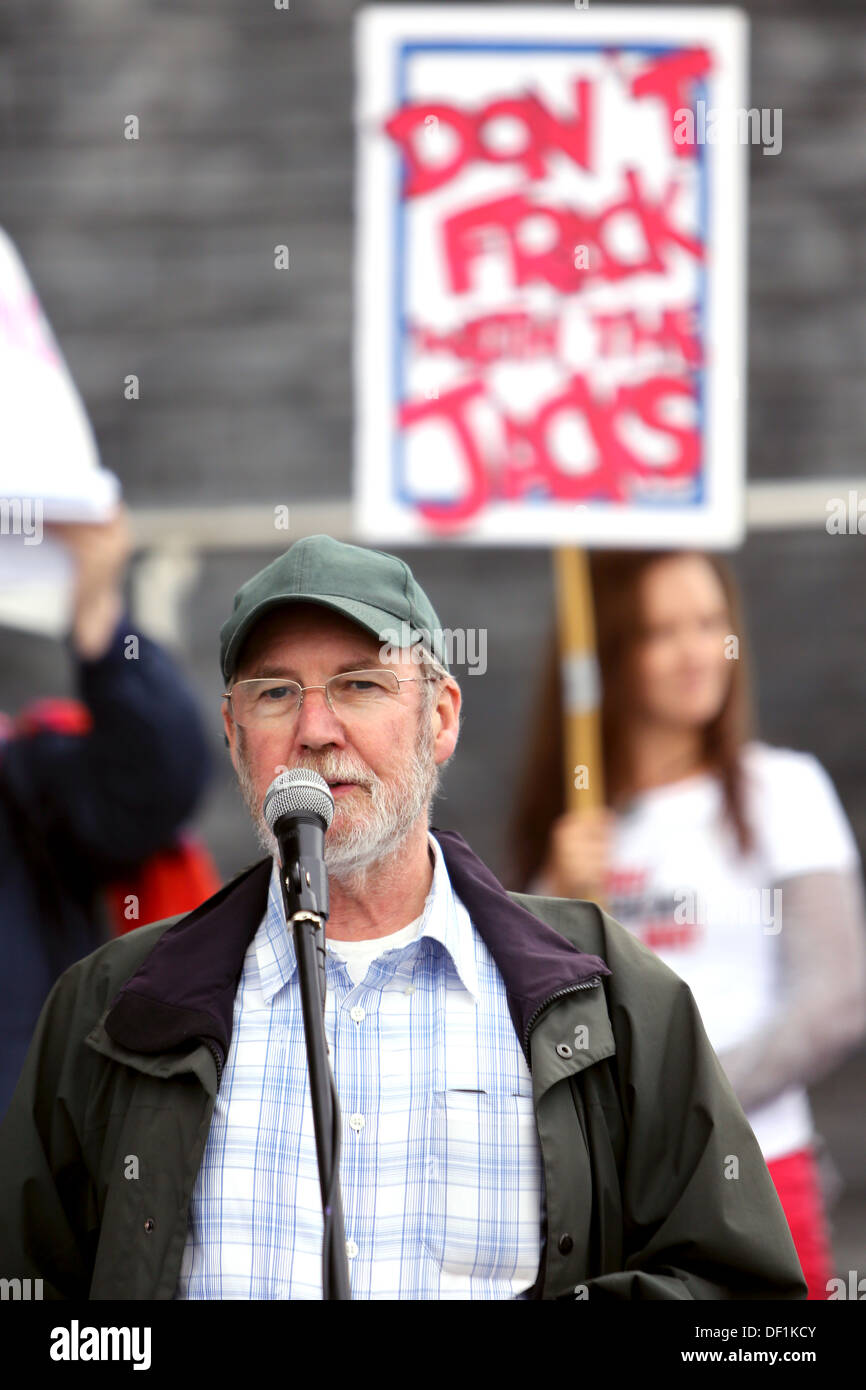 Keith Ross (Safe energy Wales) addresses the crowd at the anti-fracking ...