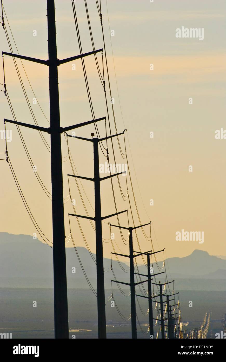 High voltage powerline hi-res stock photography and images - Alamy