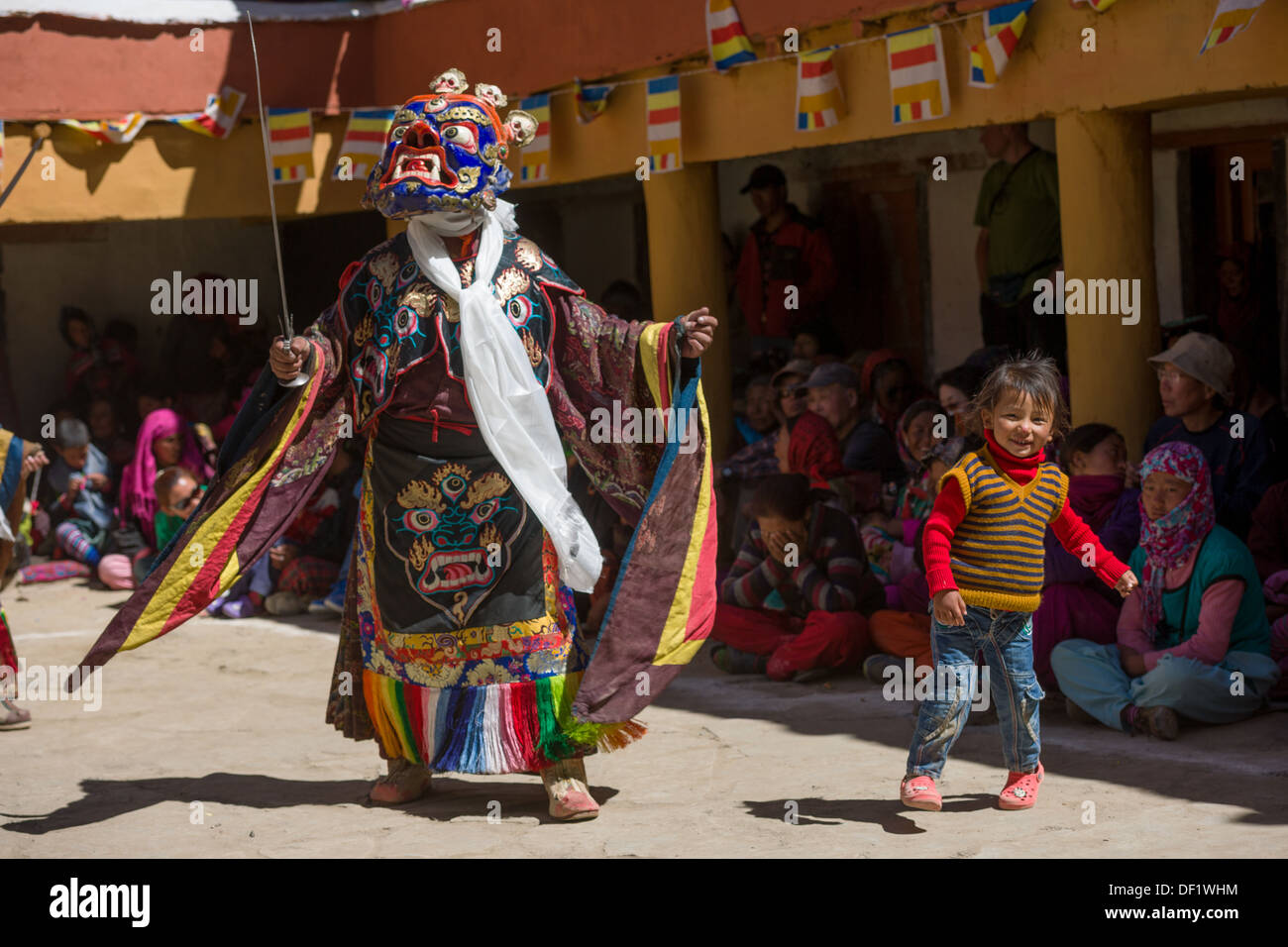 Cham dance mask hi-res stock photography and images - Alamy