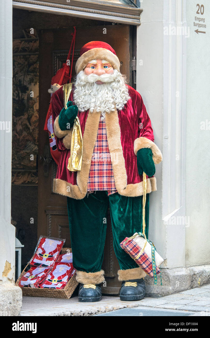 Santa Claus store display, Rothenburg, Germany Stock Photo - Alamy