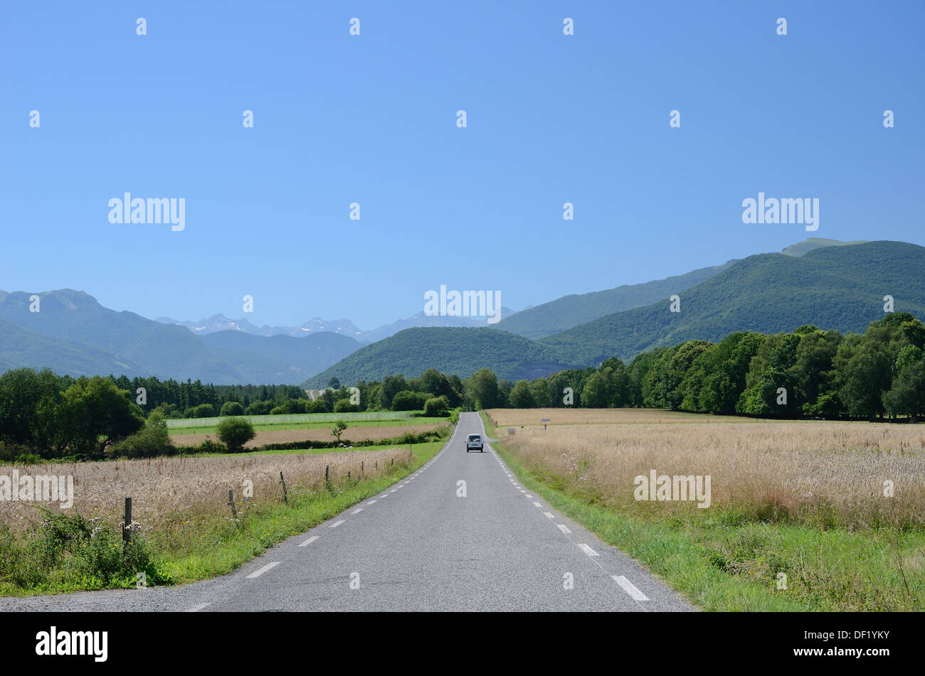 Foothills Of The Pyrenees Stock Photos & Foothills Of The Pyrenees ...