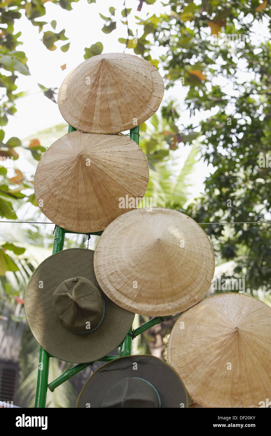 Asian style conical hats hi-res stock photography and images - Alamy