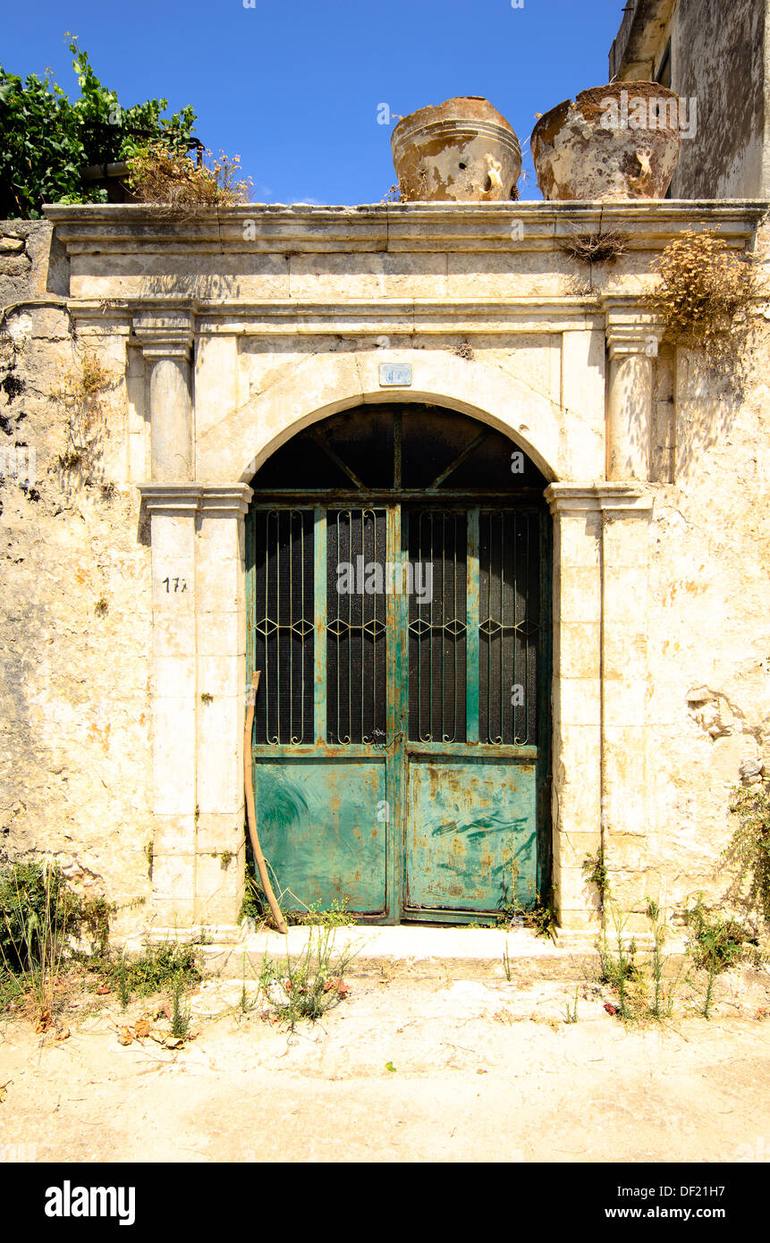 Gate crete greece hi-res stock photography and images - Alamy