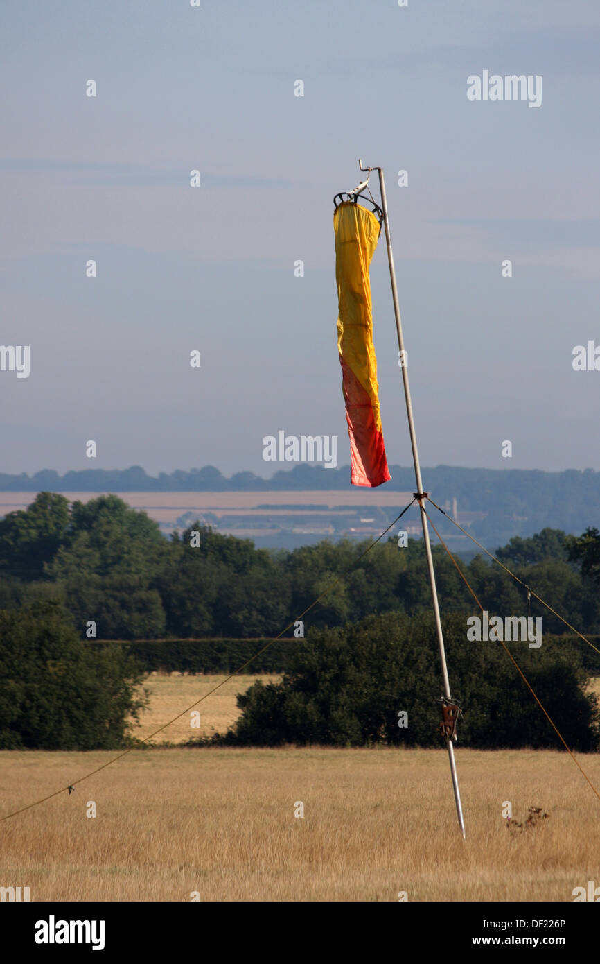 Kent landscape hi-res stock photography and images - Alamy