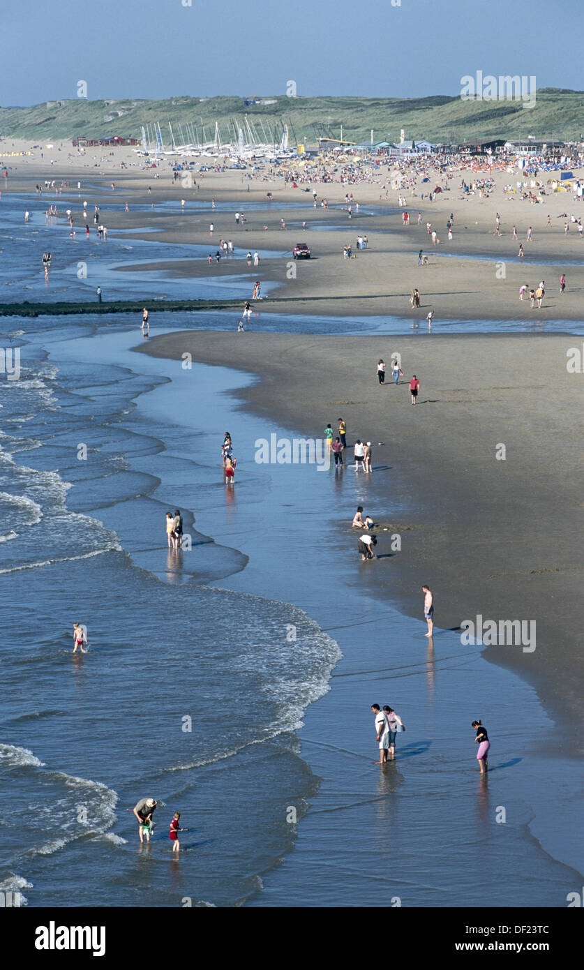 The scheveningen beach hi-res stock photography and images - Alamy