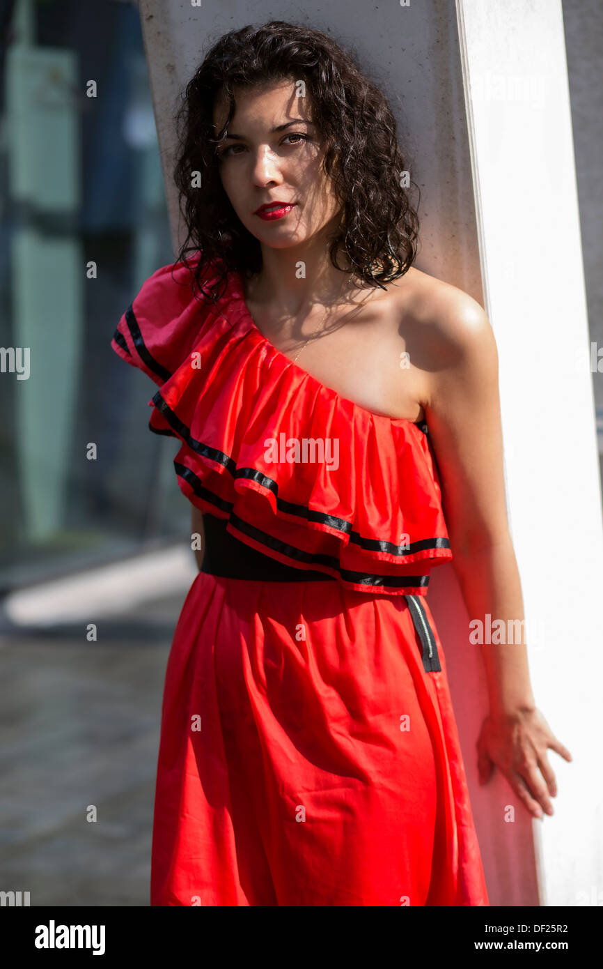 Woman in soaking wet dress hi-res stock photography and images - Alamy
