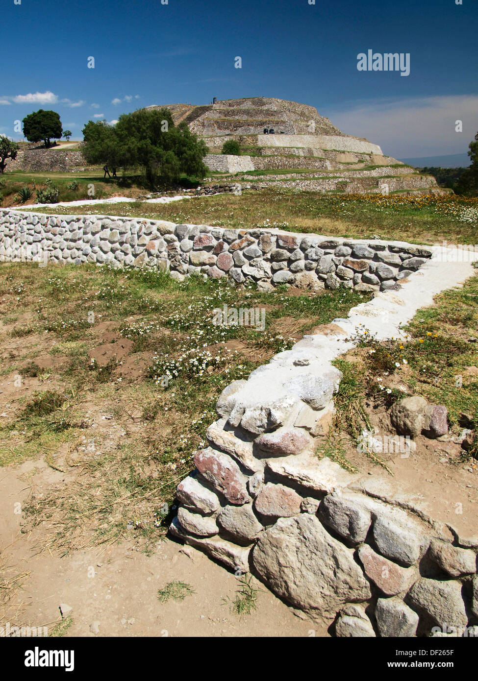 Xochitecatl ruins hi-res stock photography and images - Alamy