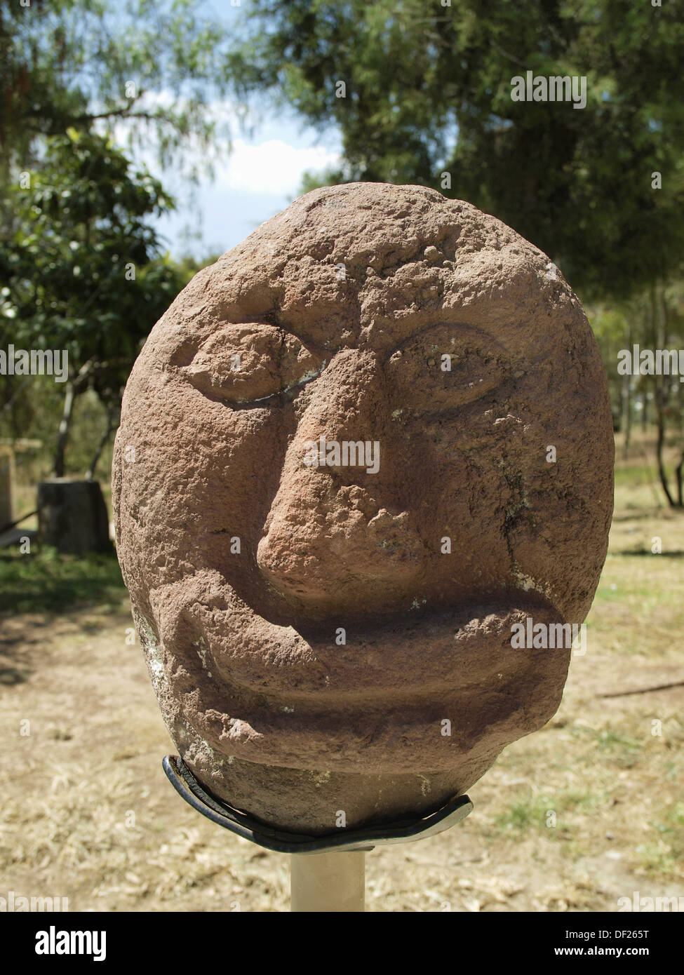 Xochitecatl ruins hi-res stock photography and images - Alamy
