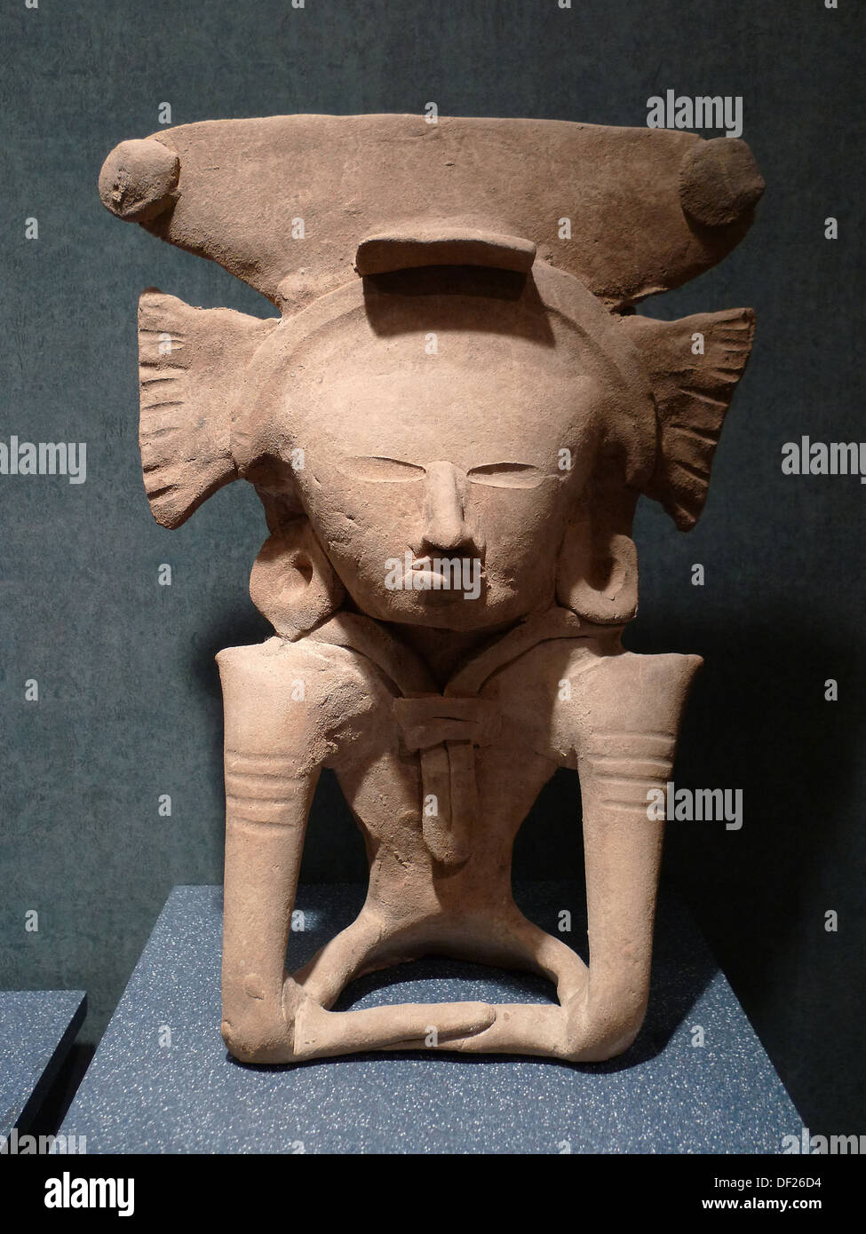 Aztec Figure High Resolution Stock Photography and Images - Alamy