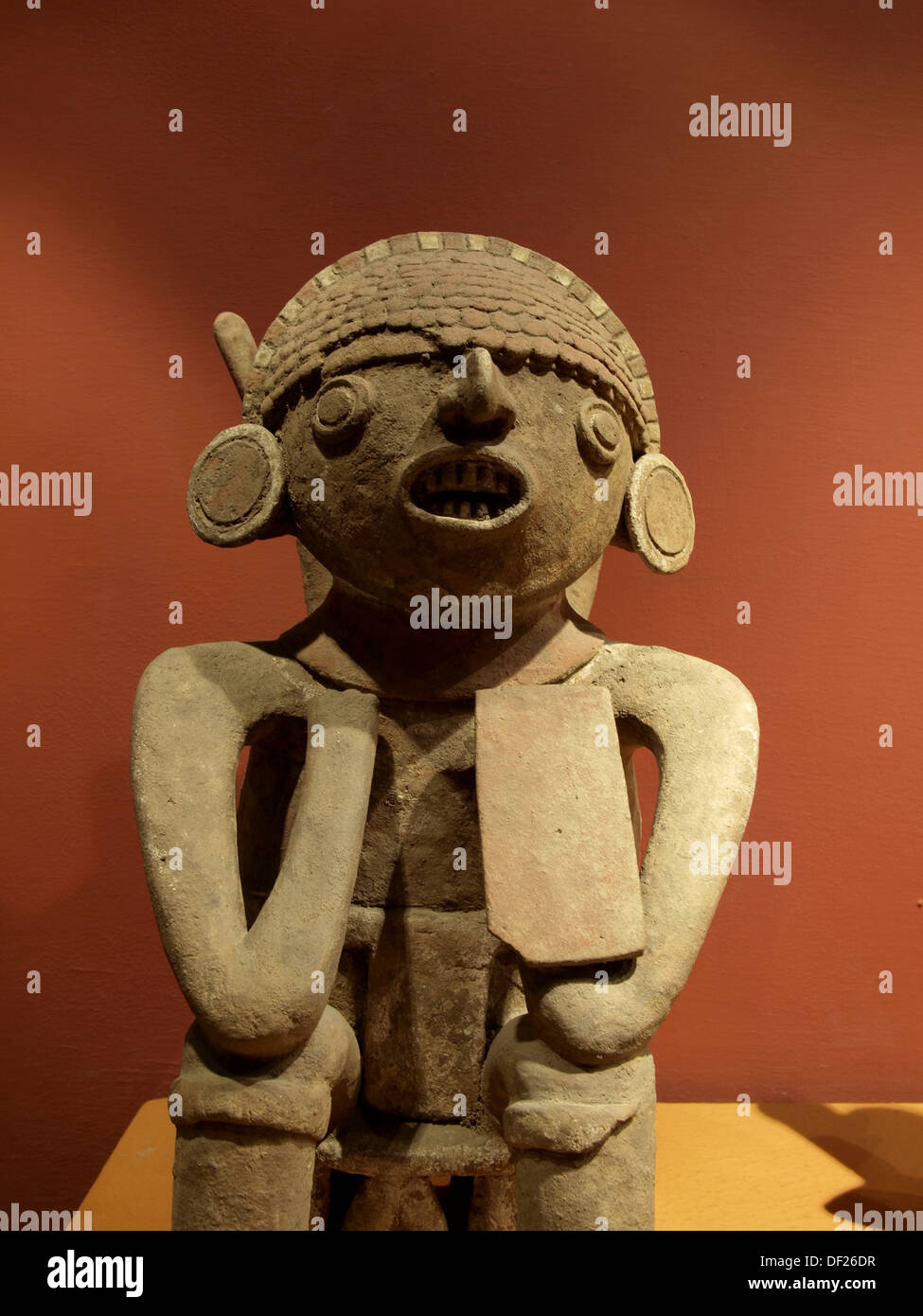 Ceramic ball player hi-res stock photography and images - Alamy