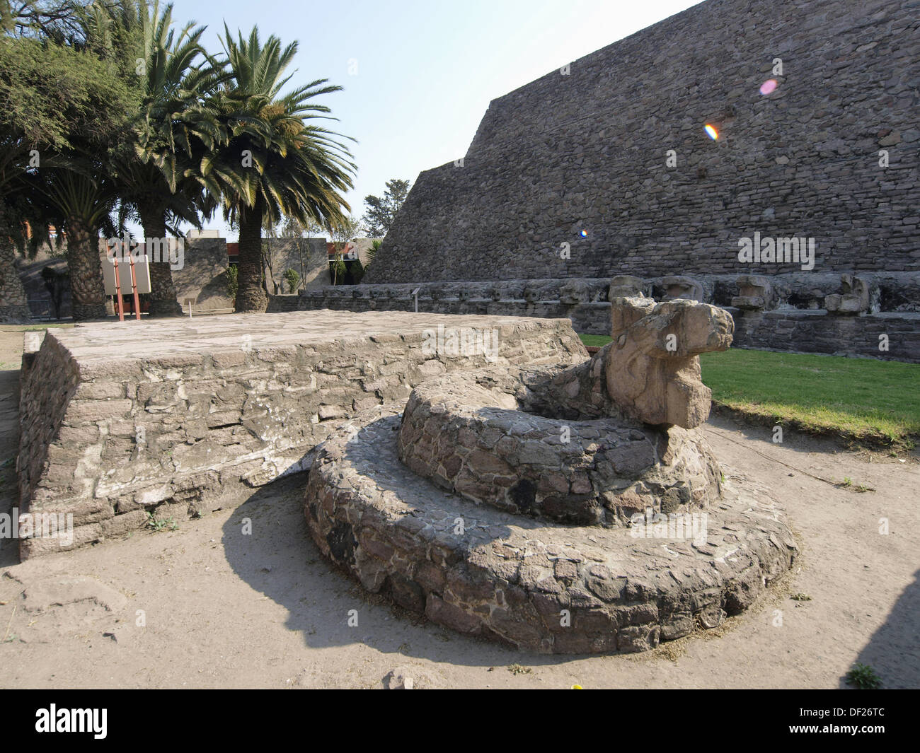 Tenayuca hi-res stock photography and images - Alamy