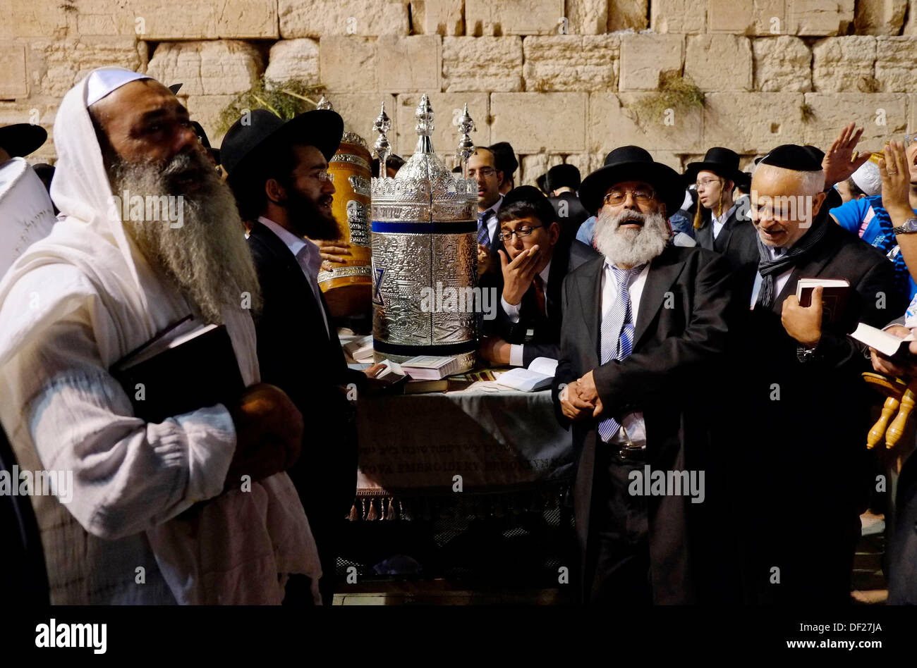 Rejoicing With The Torah High Resolution Stock Photography and Images ...