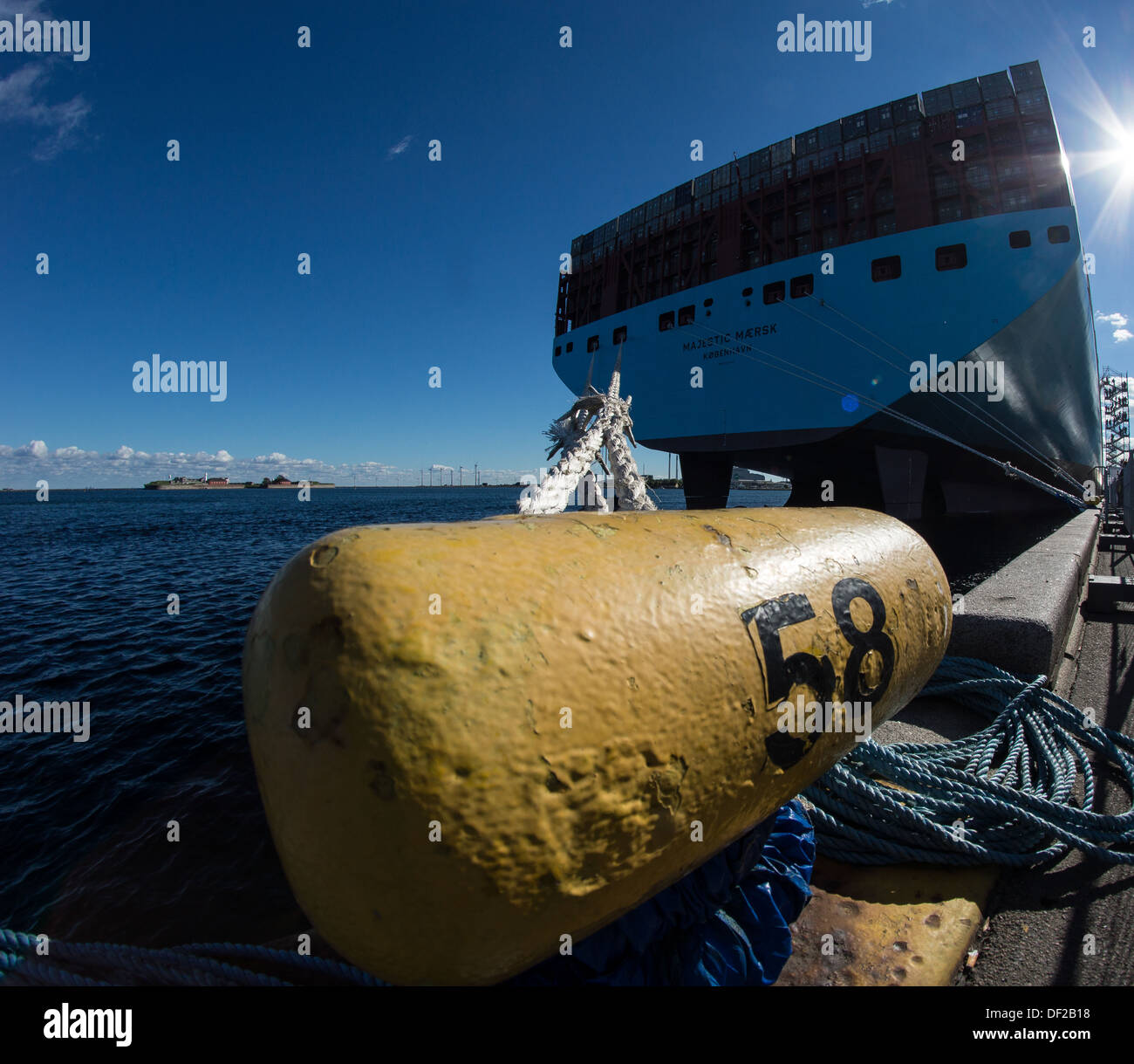 Maersk Lines new Triple E ship Majestic Mærsk at quay in Copenhagen ...