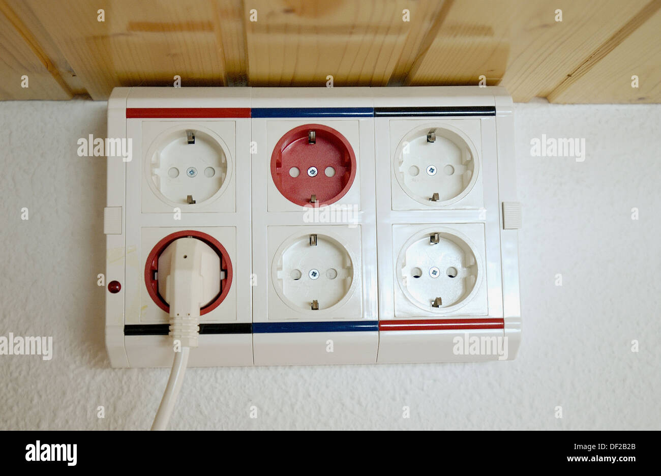 Object connected hi-res stock photography and images - Alamy