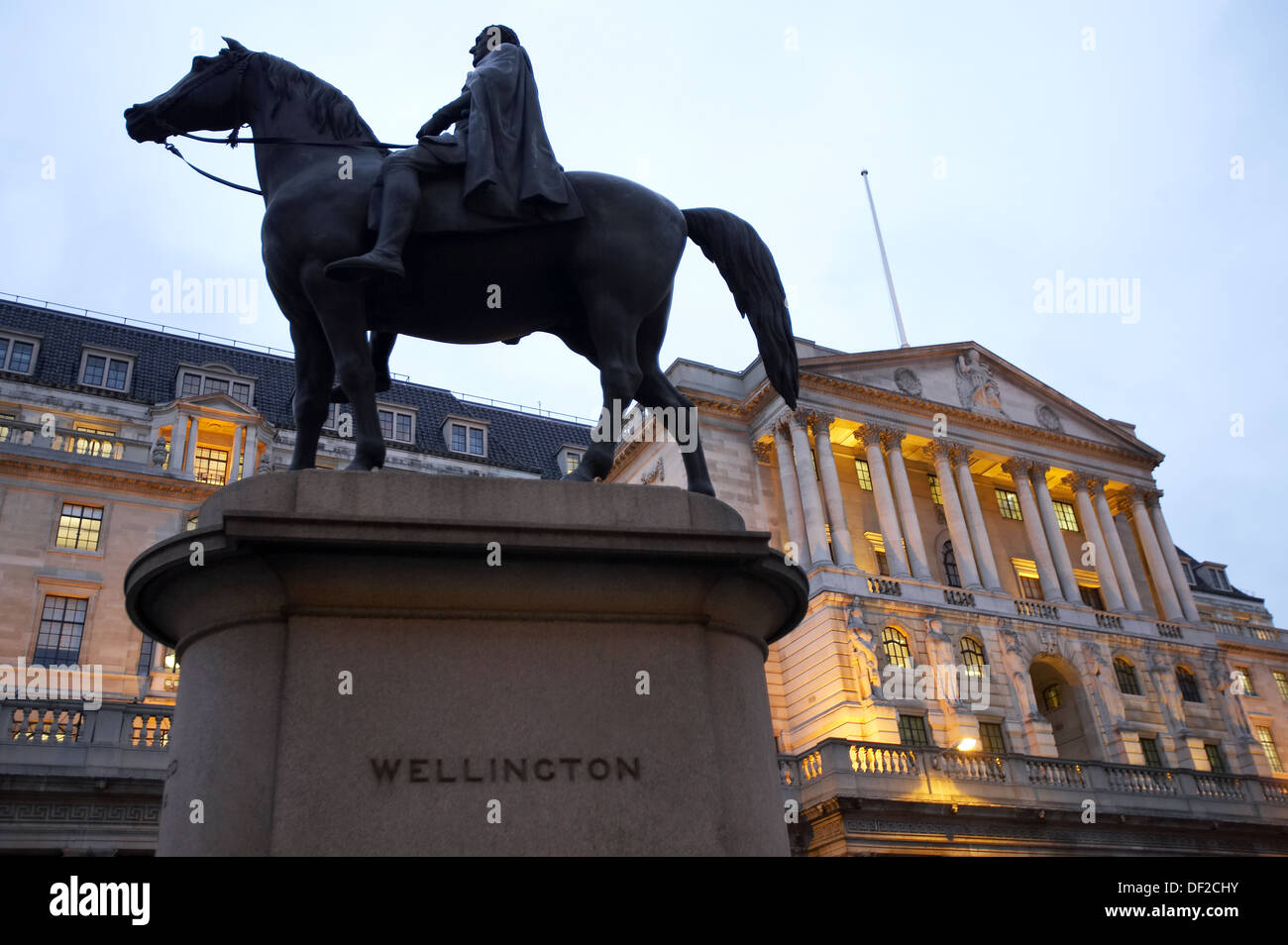Statue to the duke of wellington hi-res stock photography and images ...