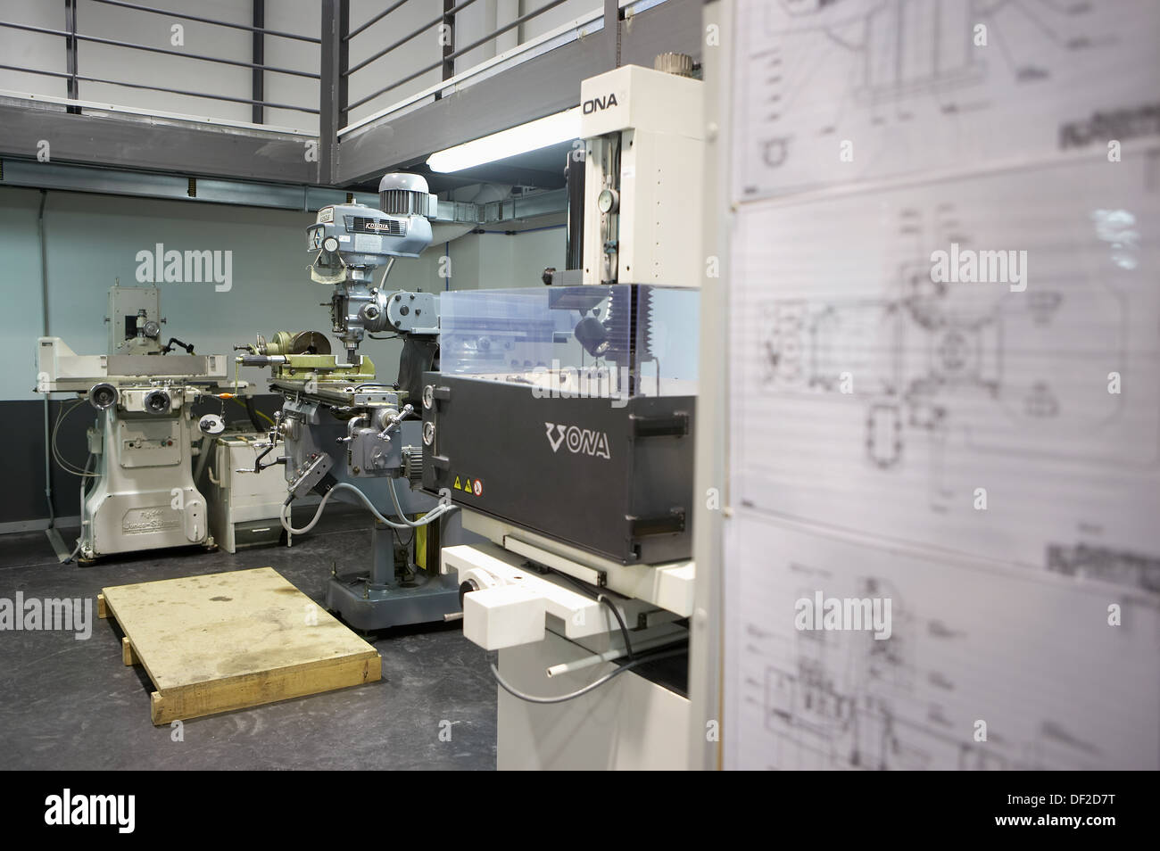 Machine-Tool lab, Department of Mechanical Engineering, Escuela ...