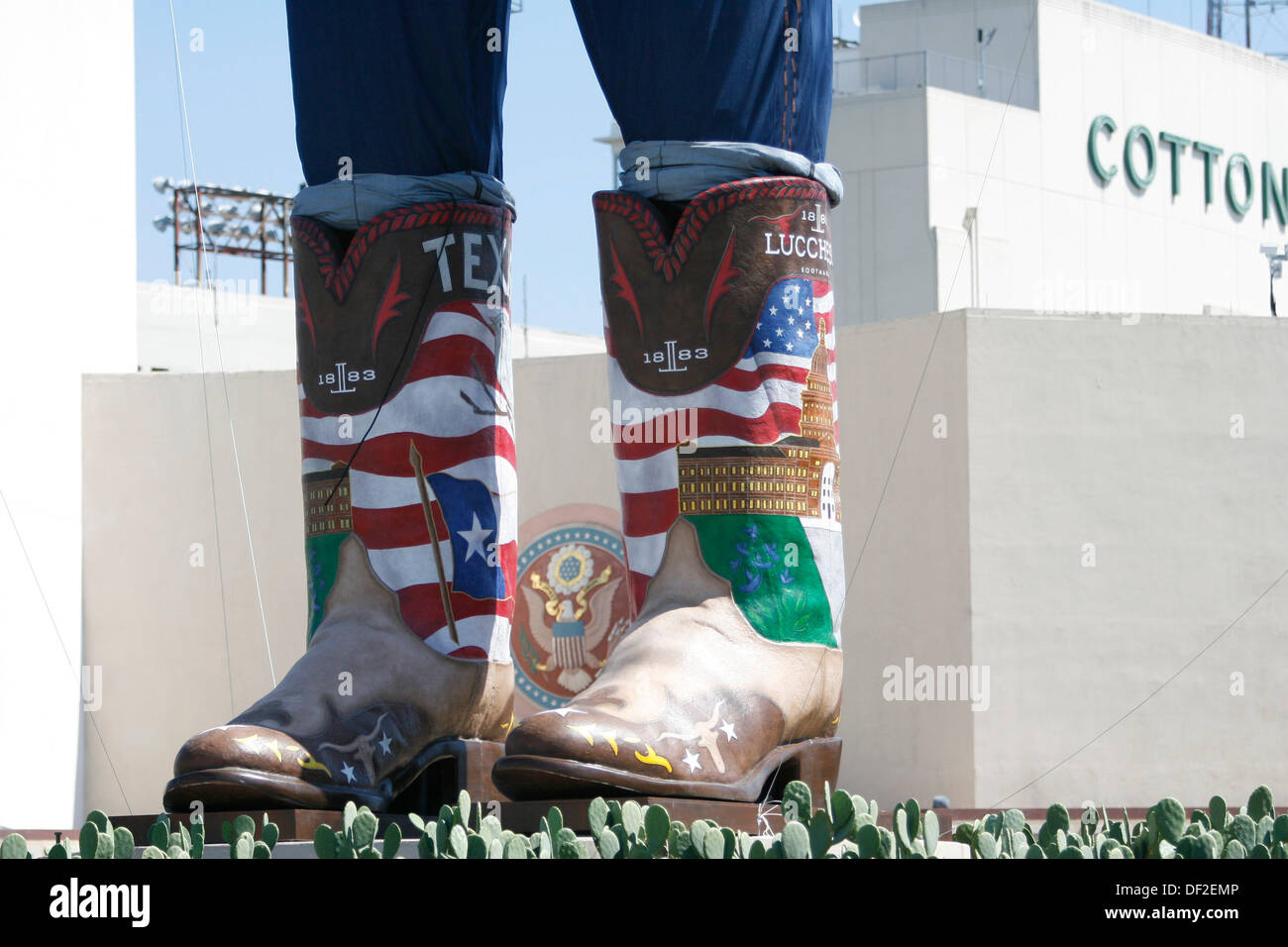 Big tex fire hi-res stock photography and images - Alamy Big tex fire hi-res stock photography and images - Alamy