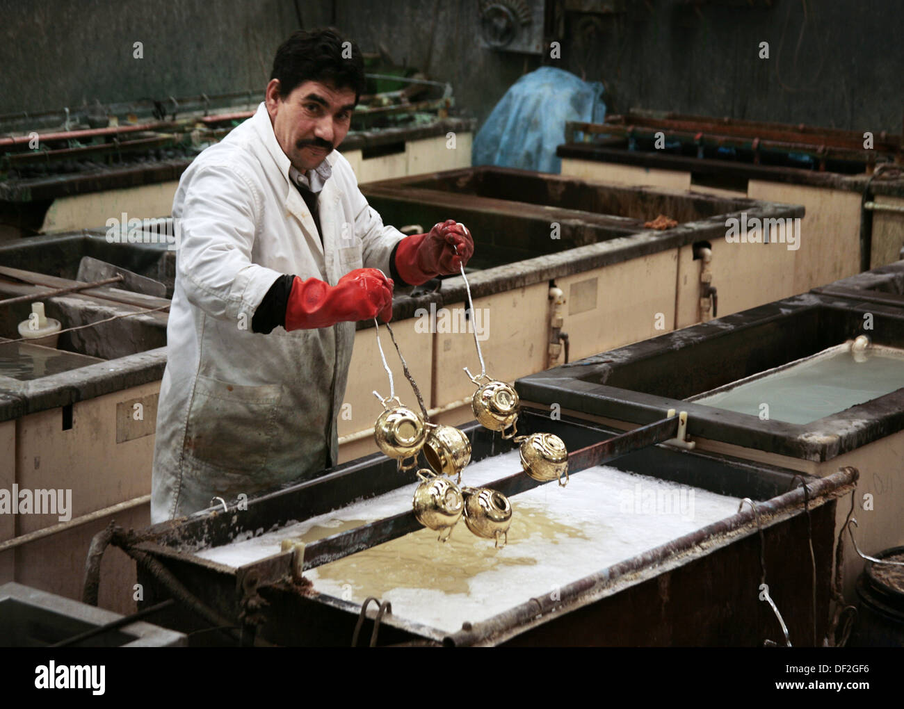 Silvering workshop hi-res stock photography and images - Alamy