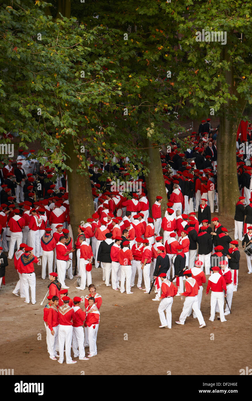 Alarde fuenterrabia hi-res stock photography and images - Alamy