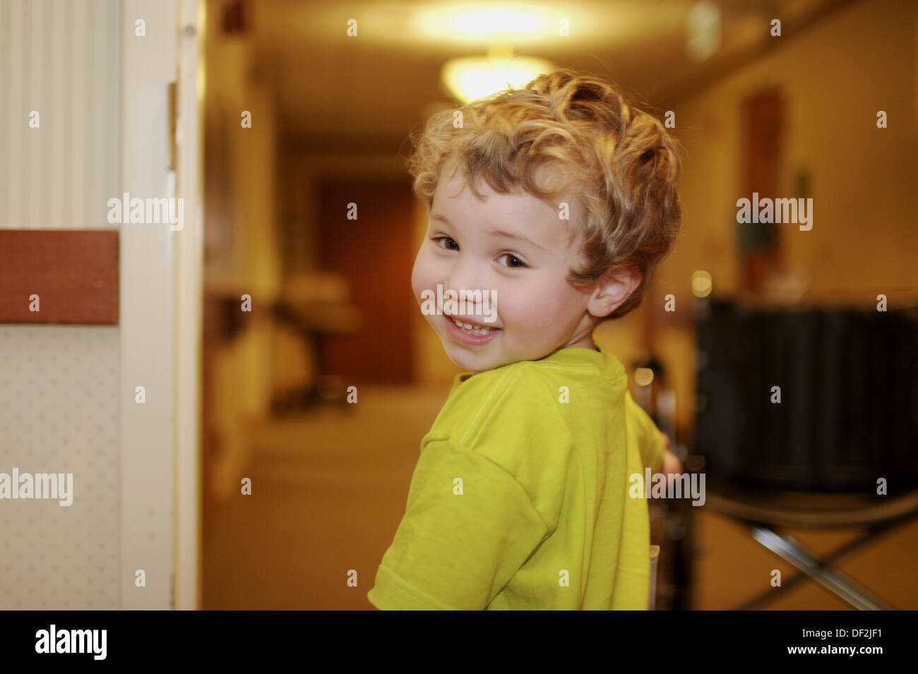 Leaving hospital child hi-res stock photography and images - Alamy