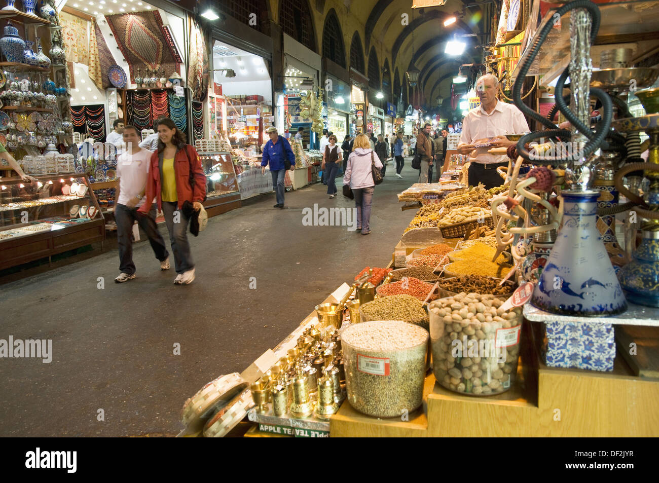 Bazaar egyptian flag hi-res stock photography and images - Alamy