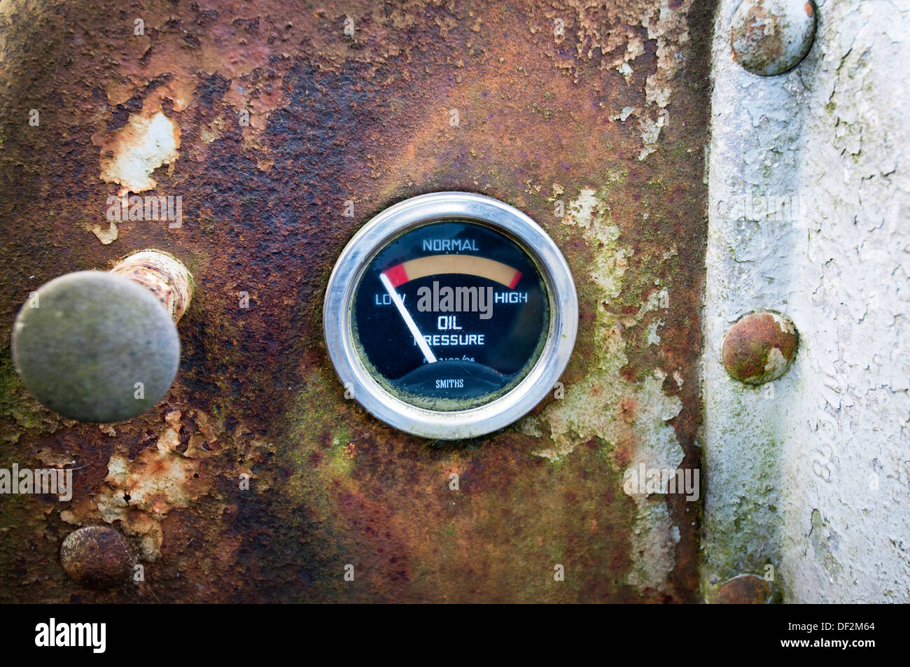 Oil indicator hi-res stock photography and images - Alamy