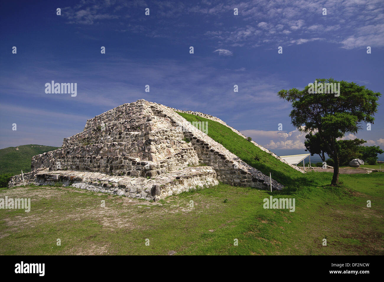 Olmecs civilization hi-res stock photography and images - Alamy