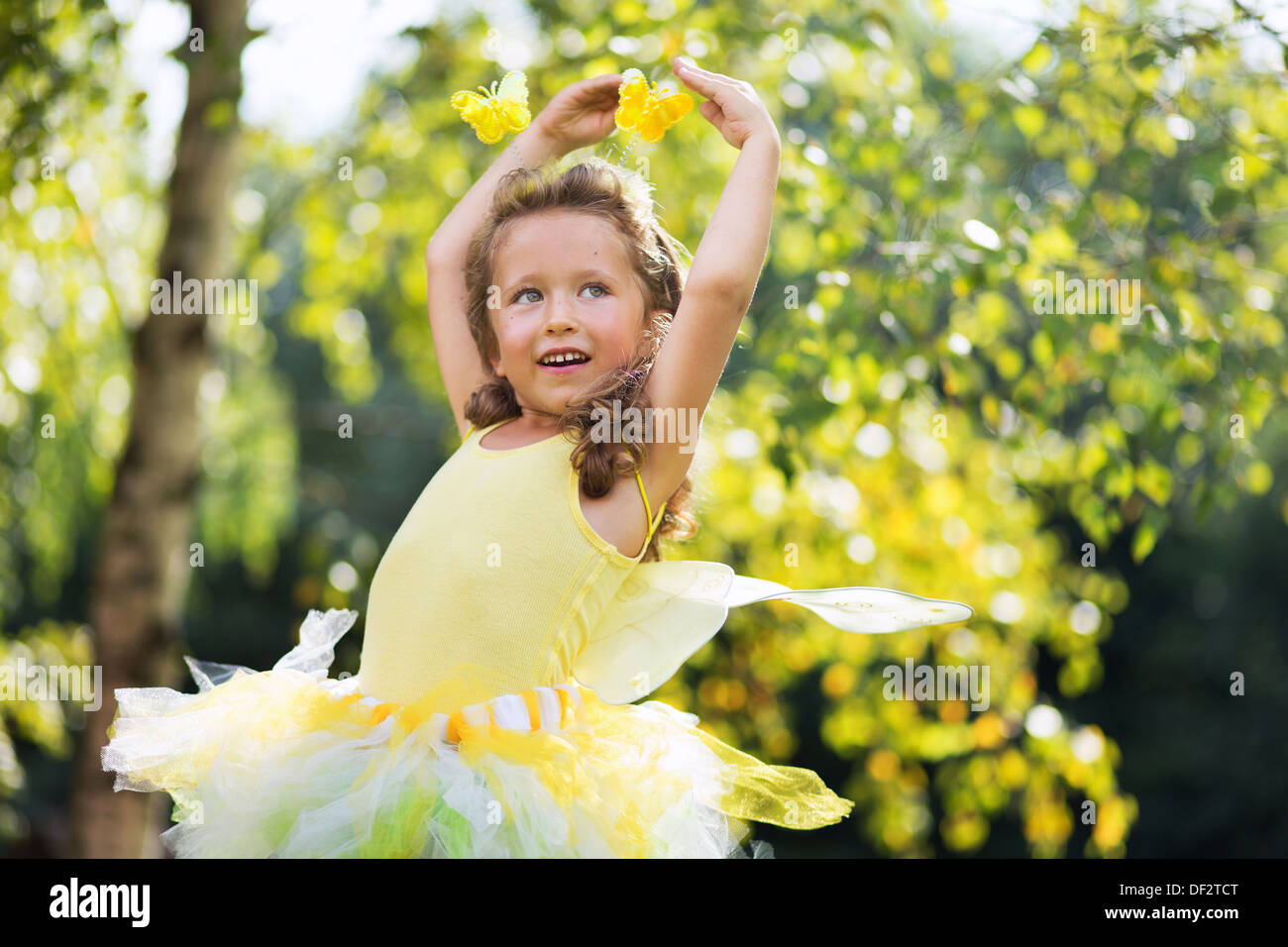 Portrait of cute small female ballet dancer Stock Photo - Alamy