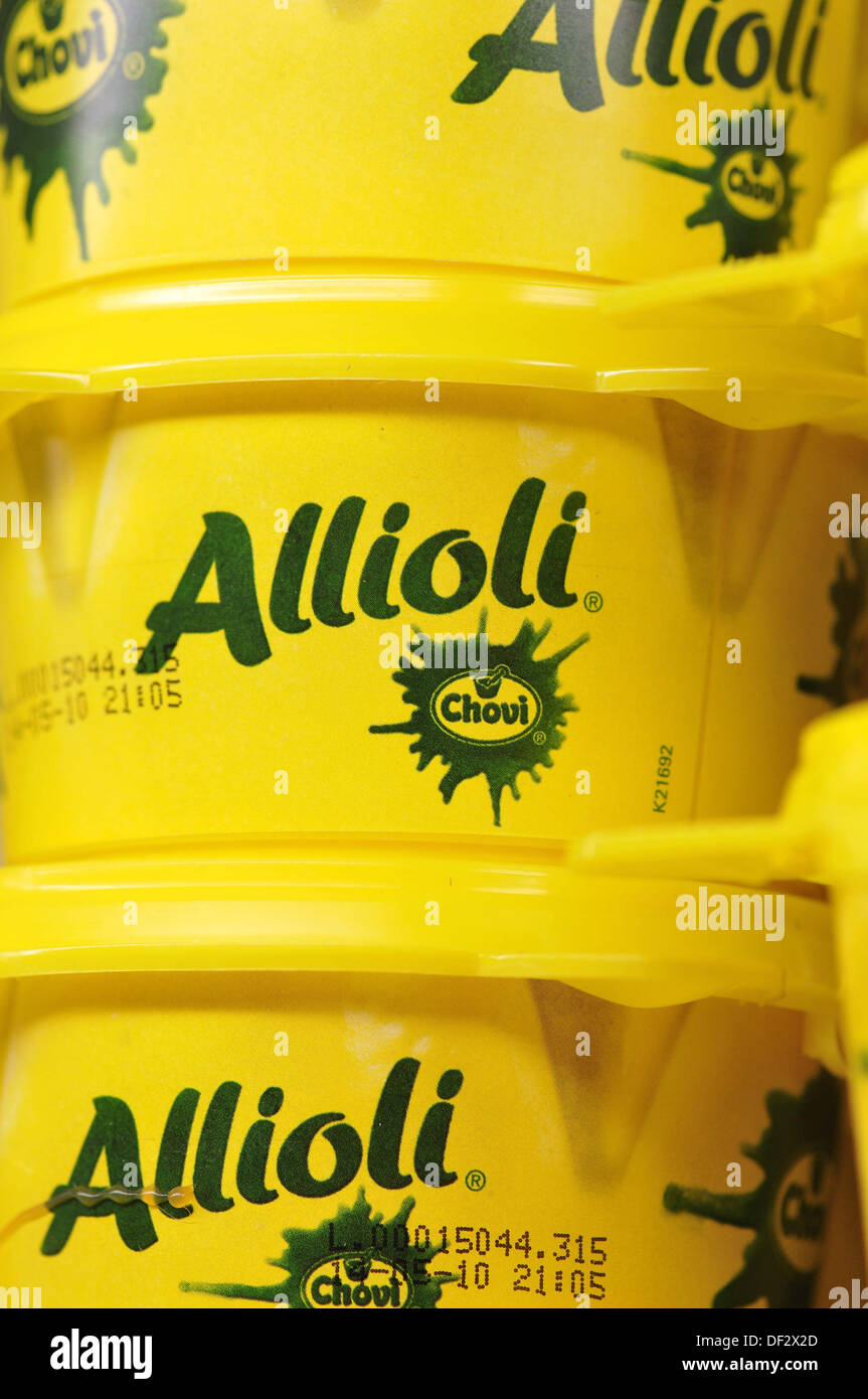 Olive oli supermarket hi-res stock photography and images - Alamy