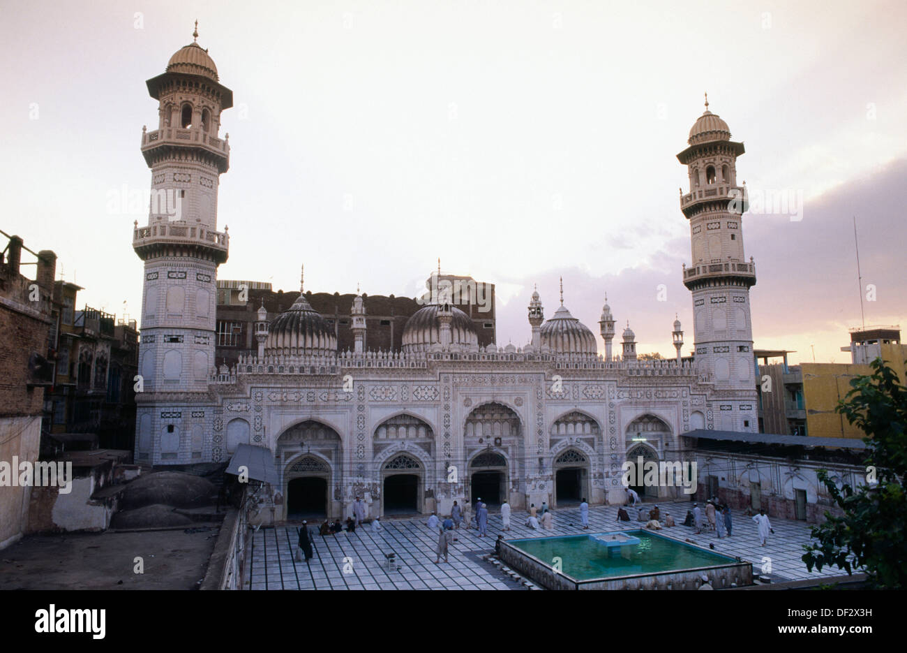 Pashwar hi-res stock photography and images - Alamy