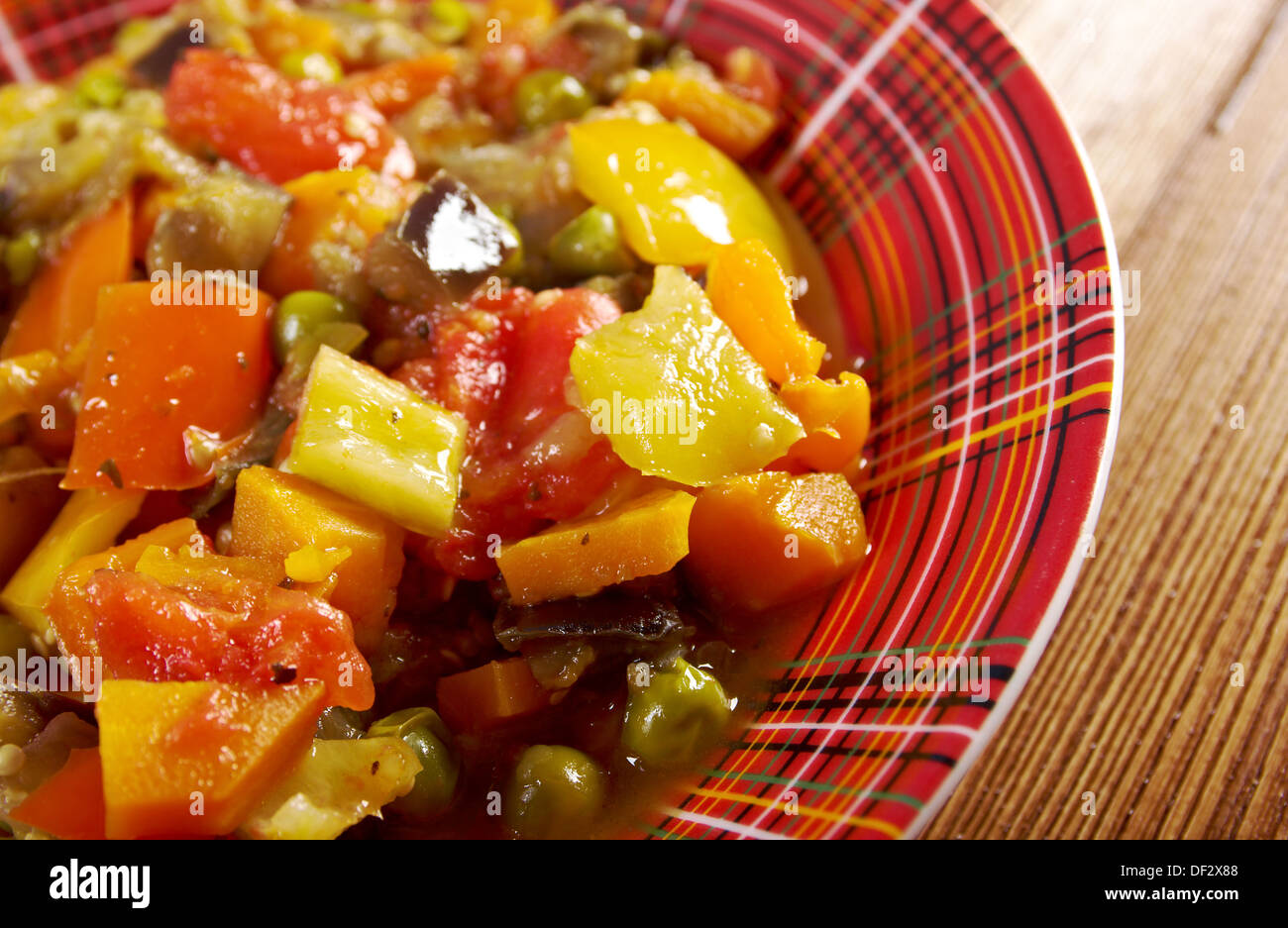 Bulgarian and romanian vegetables Country stew - gyuvech.farmhouse ...