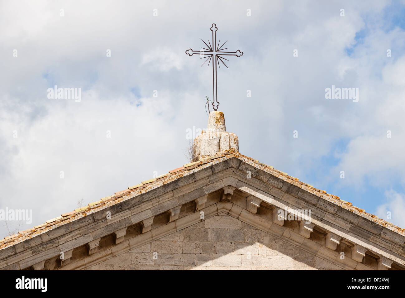 Ancient cross on medieval cathedral hi-res stock photography and images ...