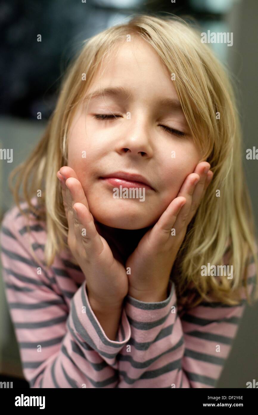 Imagine the future hi-res stock photography and images - Alamy