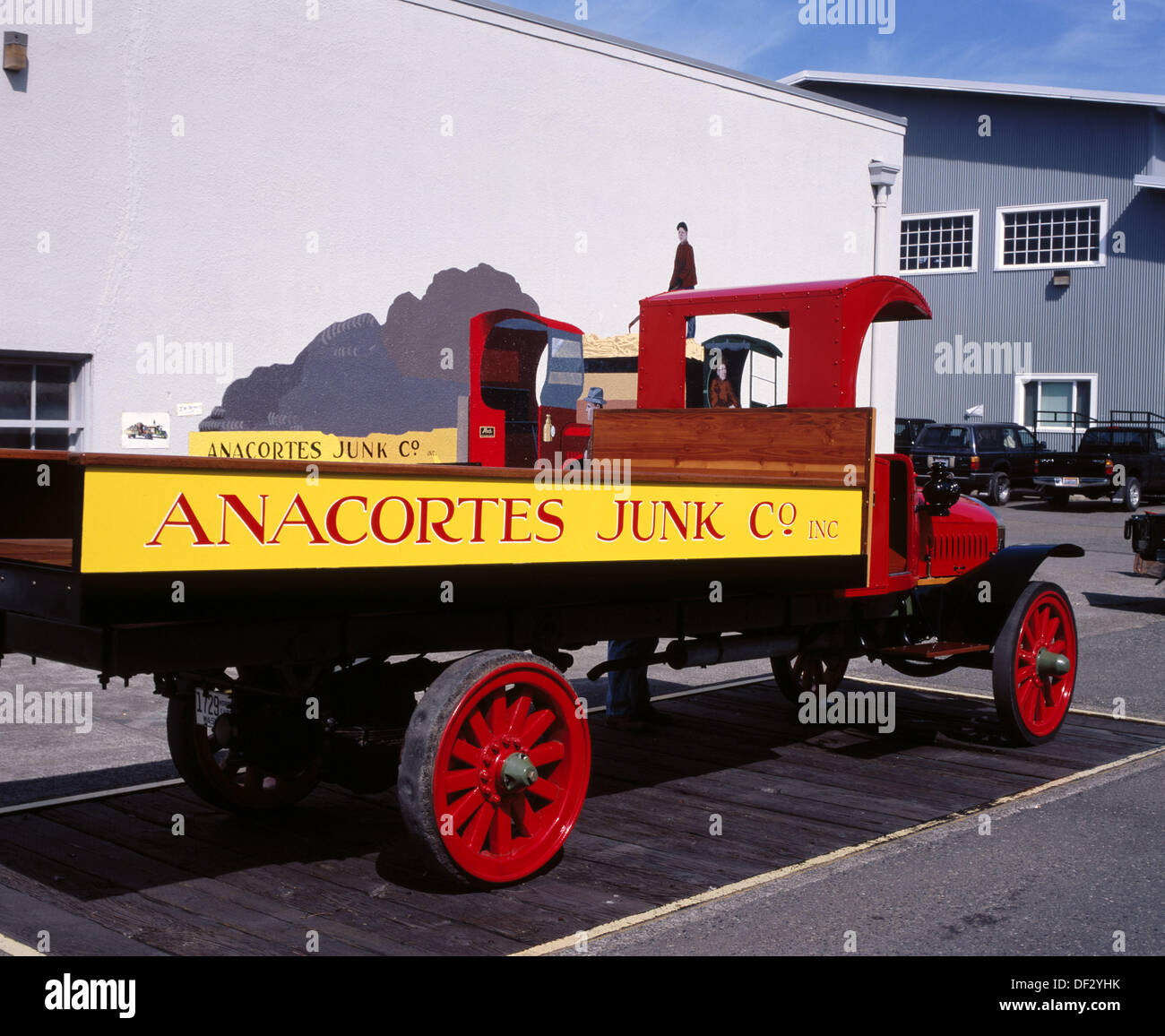 Mack Trucks Stock Photos & Mack Trucks Stock Images - Alamy