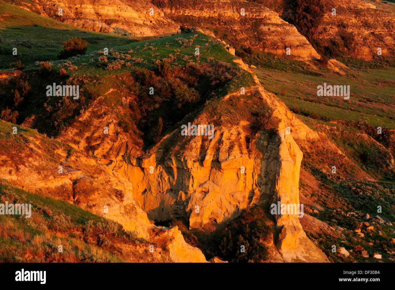 Exposed weathered rocks overlooking Little Missour River Stock Photo ...