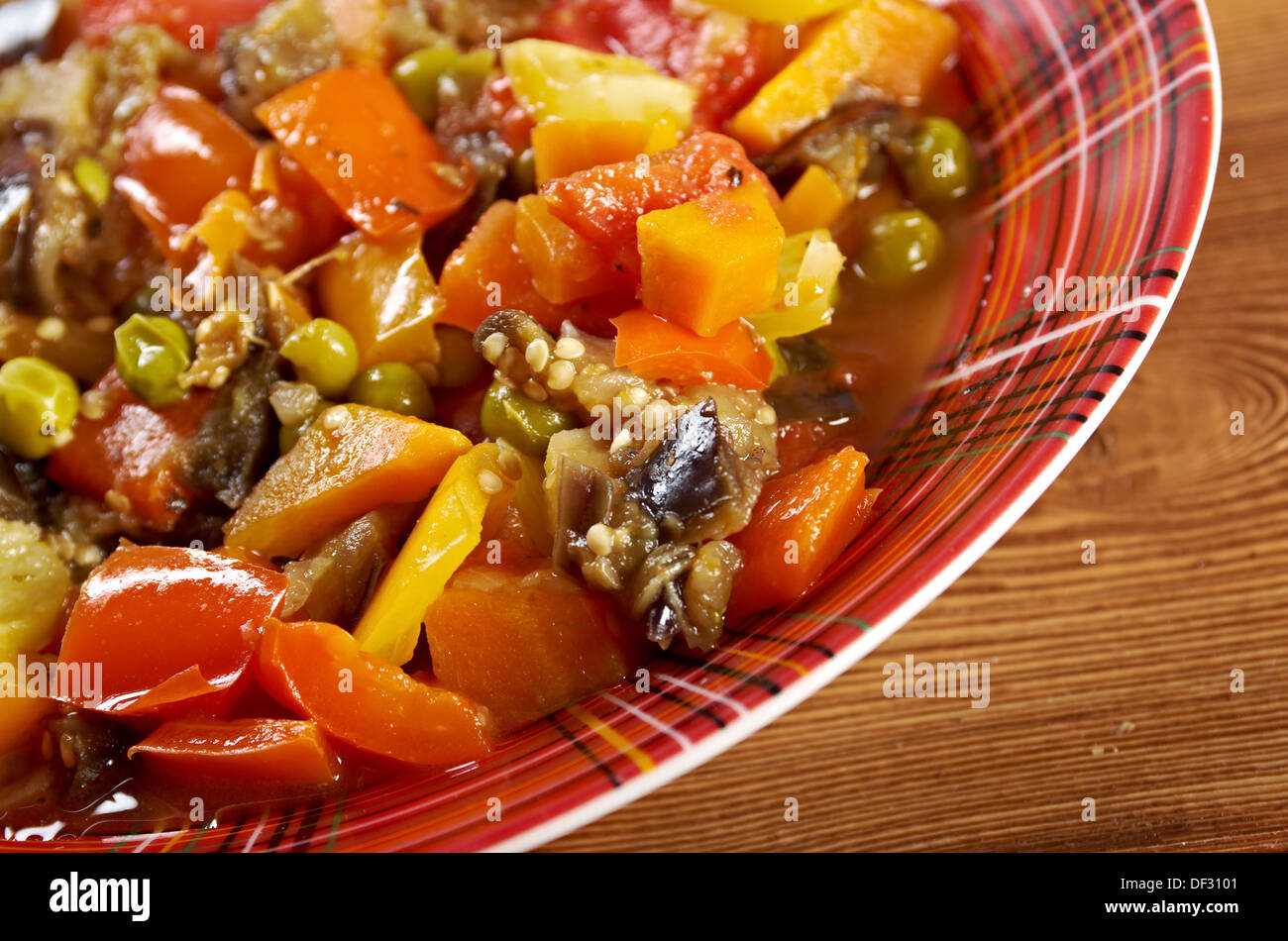 Bulgarian and romanian vegetables Country stew - gyuvech.farmhouse ...