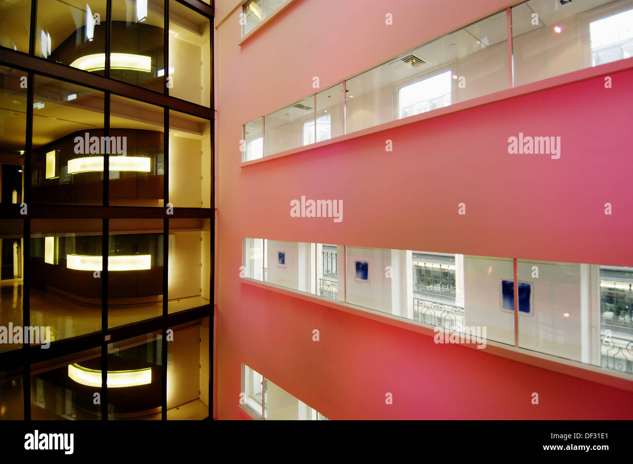 Kenzo inside hi-res stock photography and images - Alamy