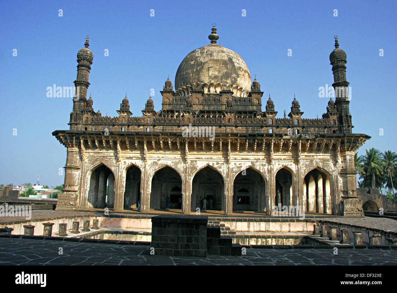 Ibrahim Roza High Resolution Stock Photography and Images - Alamy